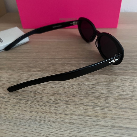 GENTLE MONSTER | Accessories | Gentle Monster Bandoneons Black Bold ...